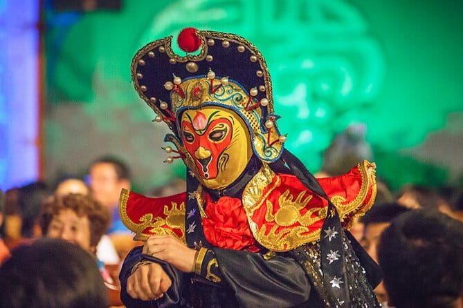 Chengdu Signature Opera Face Changing and Tea - What Travelers Say