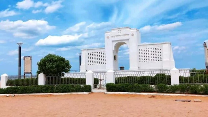 Chennai: Private Day Tour with Transportation and Tickets - Who Will Benefit Most?