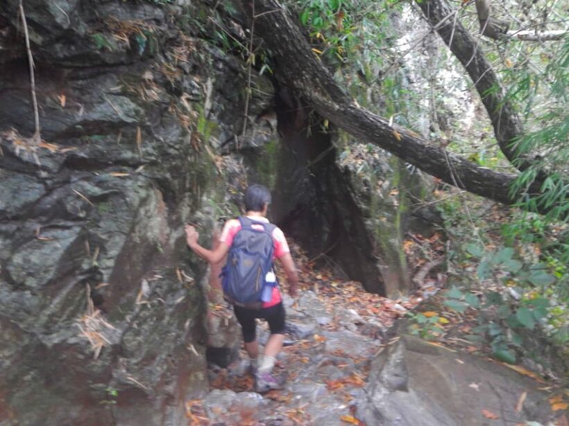 Chiang Mai: 21 km DH,XC Mountain Biking from Takkatan Caves. - Key Points