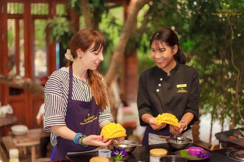 Chiang Mai: Authentic Cooking Class with Market & Farm Visit - Key Points