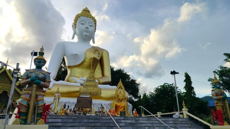 Chiang Mai: Bamboo Rafting and Wat Phra That Doi Kham - What to Expect and Practical Details