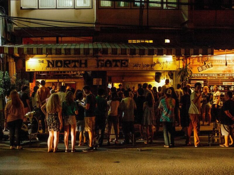 Chiang Mai: Chiang Mai Bar Hopping Guided Night Tour - The Sum Up