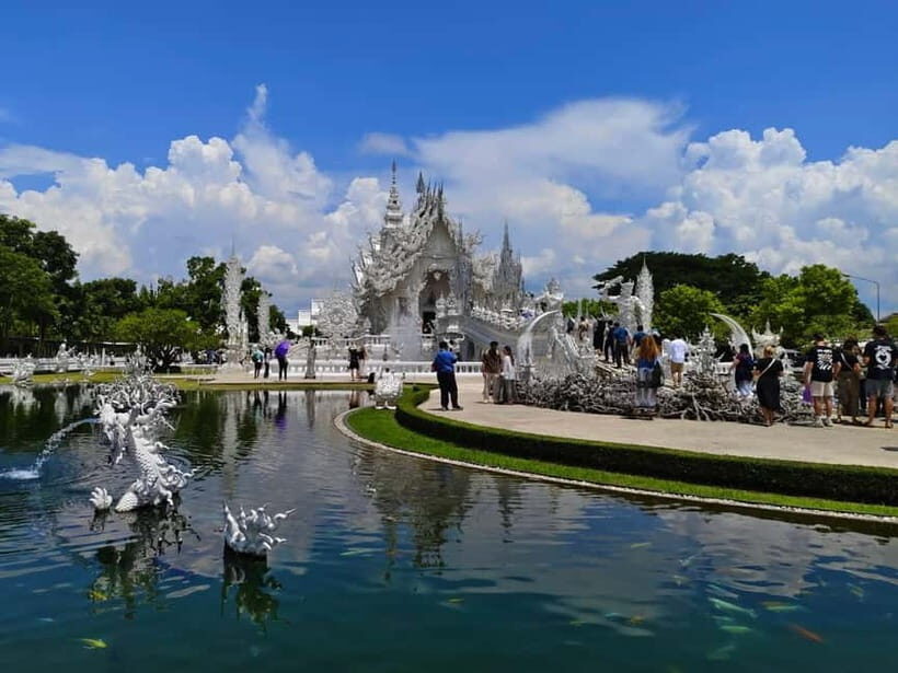 Chiang Mai: Chiang Rai Red, White, and Blue Temples day tour - Key Points