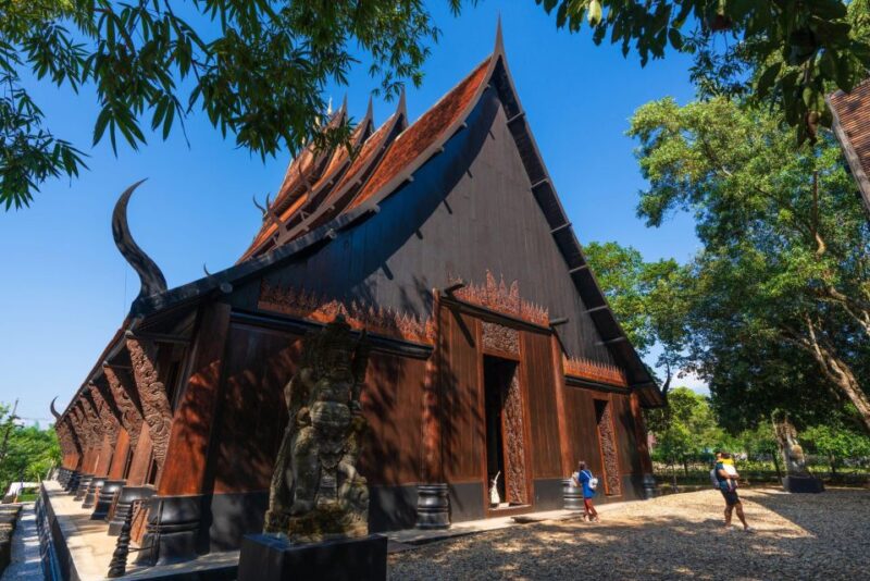 Chiang Mai: Chiang Rai Temples & Black House Discovery Tour - FAQ