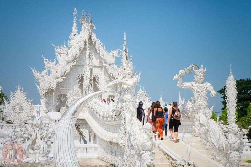 Chiang Mai: Chiang Rai Temples Day Trip with Hot Springs - The Itinerary: A Closer Look