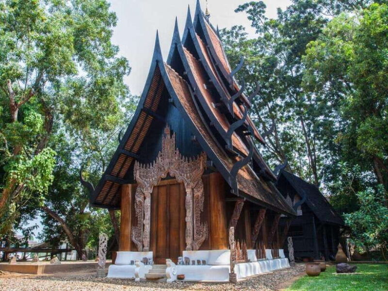 Chiang Mai: Chiang Rai White, Blue & Black Temples Day Tour - Who Will Love This Tour?