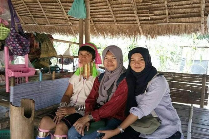 Chiang Mai-Chiang Rai: White Temple-Black House-Blue Temple-Karen Village - Highlights and Considerations