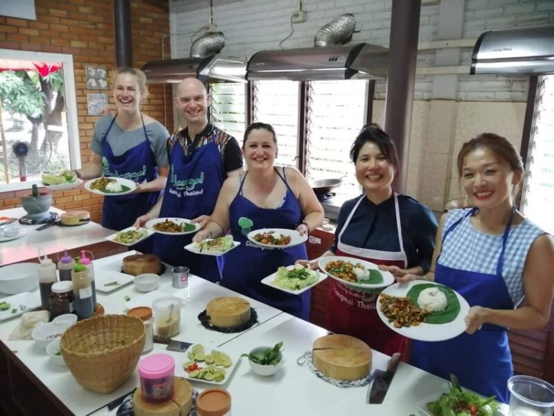 Chiang Mai: Evening Cooking Class and Local Market Visit - The Experience’s Strengths