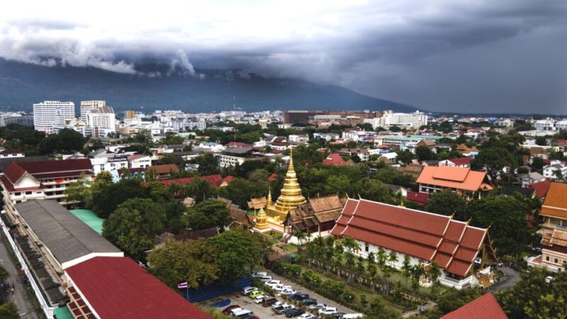 Chiang Mai: Guided Historical City Tour by Bike with Lunch - Authenticity and Review Insights