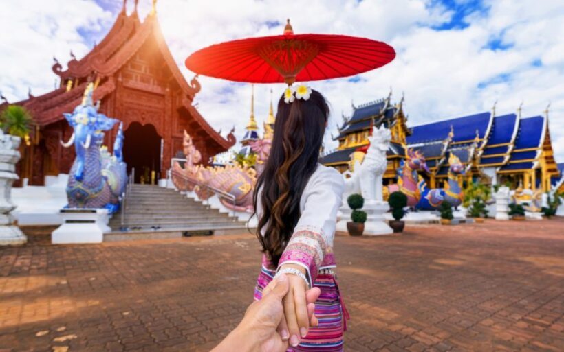 Chiang Mai: Half day Thai Costume with Cafe hopping - Key Points