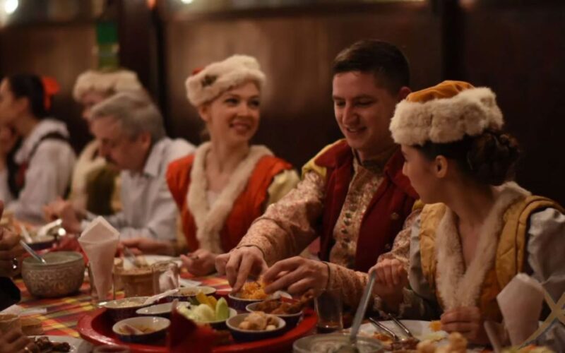 Chiang Mai: Khantoke Dinner with Traditional Performance - The Dining Experience: Tasting Northern Thai Cuisine