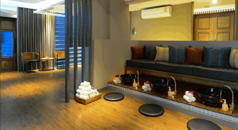 Chiang Mai: Let's Relax Chiang Mai Thapae E-Voucher - What’s Included and How to Book