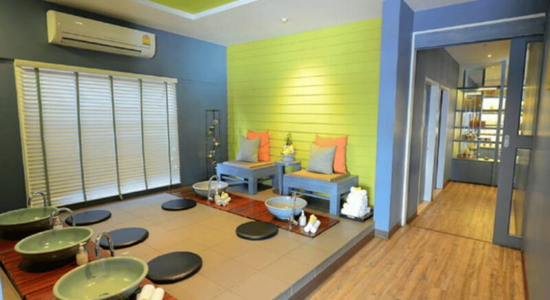 Chiang Mai: Let's Relax Spa Chiang Mai Pavillion E-Voucher - Booking and Practicalities