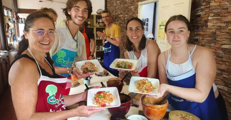 Chiang Mai: Morning Cooking Class with Market Visit - Special Considerations: What Travelers Should Keep in Mind