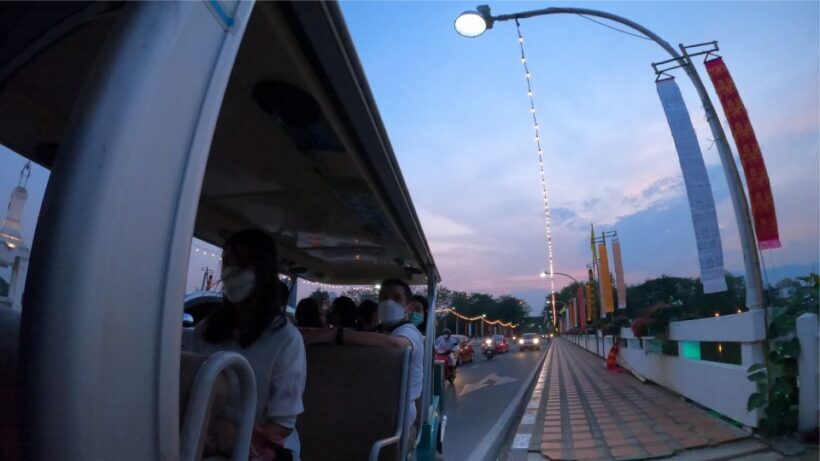 Chiang Mai: Nighttime City Highlights by EV Tram - Real Traveler Perspectives