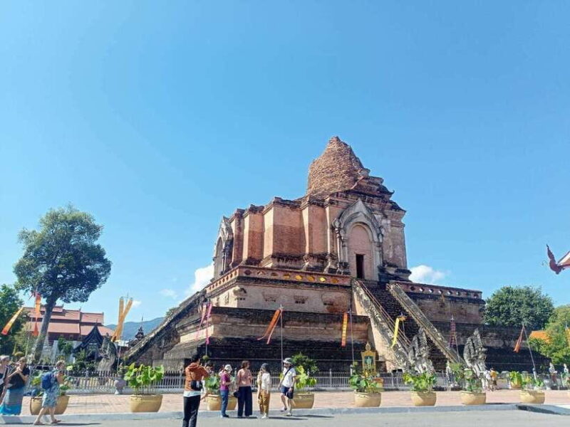 Chiang Mai: Private City Tuk-Tuk Tour - What to Expect During Your Tour