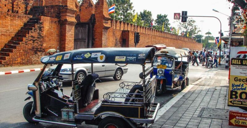 Chiang Mai: Private Tuk Tuk Tour of City Temples With Pickup - Transport and Timing
