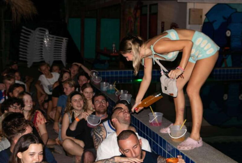 Chiang Mai Pub Crawl: The Best Nightlife in Town! - Key Points