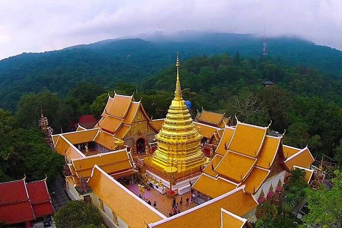 Chiang Mai RED TRUCK City Tour: Famous Attractions & Doi Suthep - An Authentic and Practical Approach to Chiang Mai’s Sights