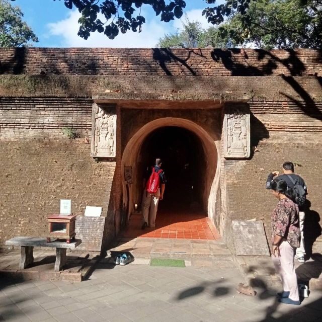 Chiang Mai Sunset Point,Wat Pha Lat,Wat Doi Suthep,Wat Umong - The Practical Side: Logistics and value