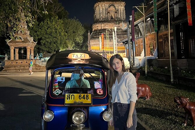Chiang Mai Temples and Market Tuk-Tuk Evening Night Tour - What the Tour Means for You