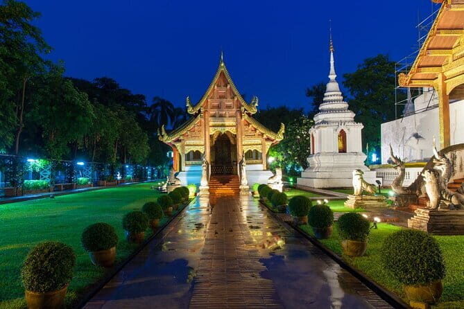 Chiang Mai Temples and Market Tuk Tuk Night Tour - Authentic Experience and Authenticity