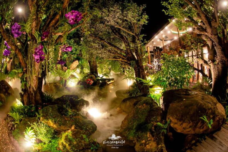 Chiang Mai: White, Blue & Red Temples Tour with Lalitta Cafe - Key Points