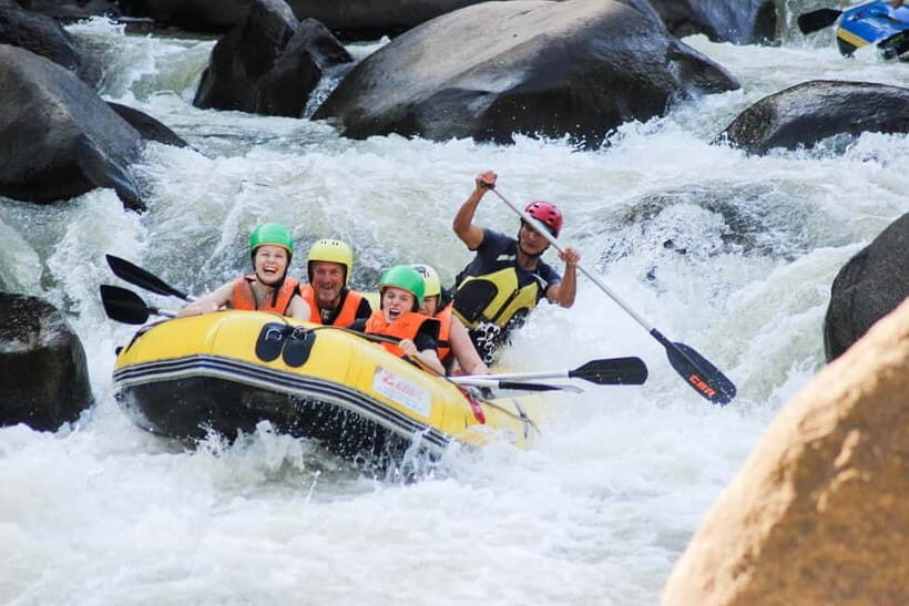 Chiang Mai : Whitewater Rafting - An In-Depth Look at the Tour