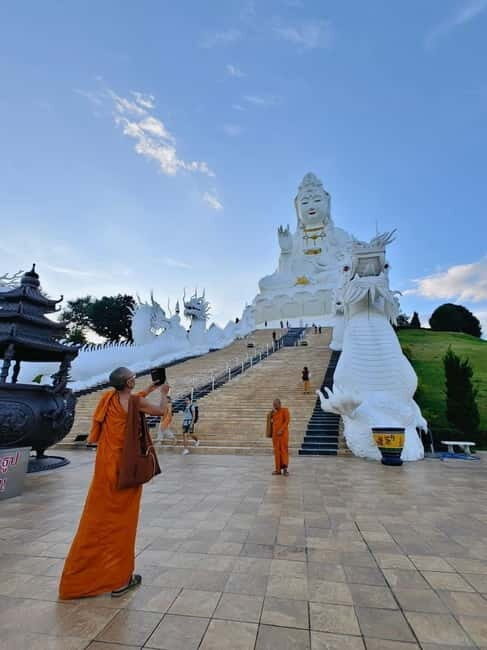 Chiang Rai IG Lalitta Cafe and White, Blue, Red Temples Tour - Practical Tips for Booking and Enjoying the Tour