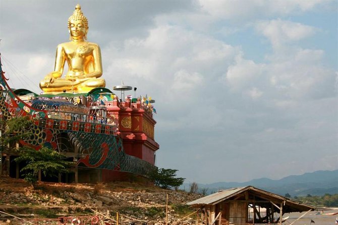 Chiang Rai One Day: Hot Spring,White Temple, Golden Triangle, Yao&Akha Hilltribe - Analyzing the Value