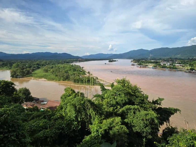 Chiang Rai: Private Tour with Driver and Custom Itinerary - FAQs