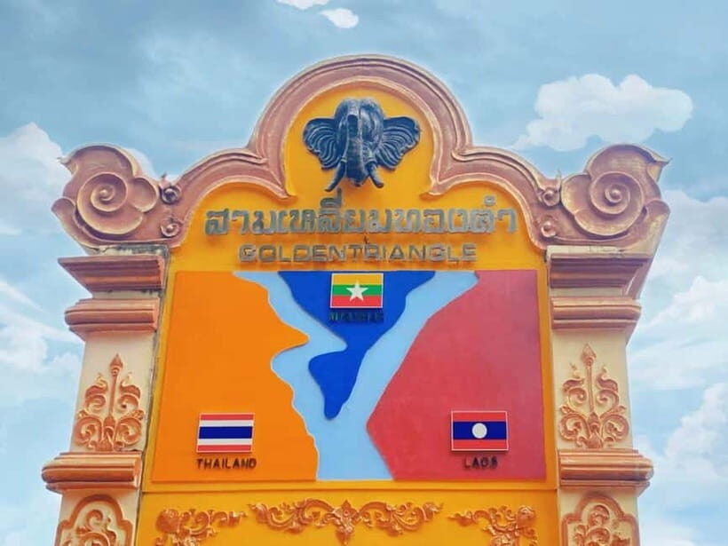Chiang Rai Red Temple & Golden Triangle Boat Trip Free Lunch - FAQs