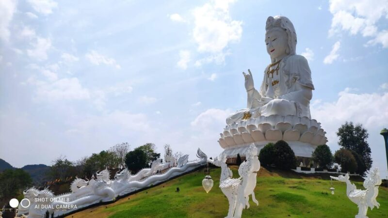 Chiang Rai : White & Blue temples and Emerald Bhudda story. - The Practicalities and Value