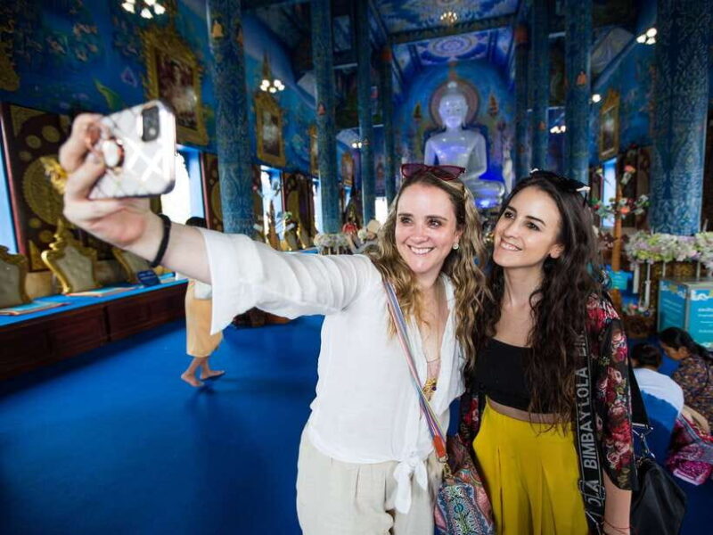 Chiang Rai White Temple and Blue Temple Day Tour - Key Points