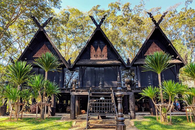 Chiang Rai White Temple, Blue Temple and more from Chiang Mai - The Long Drive: A Double-Edged Sword