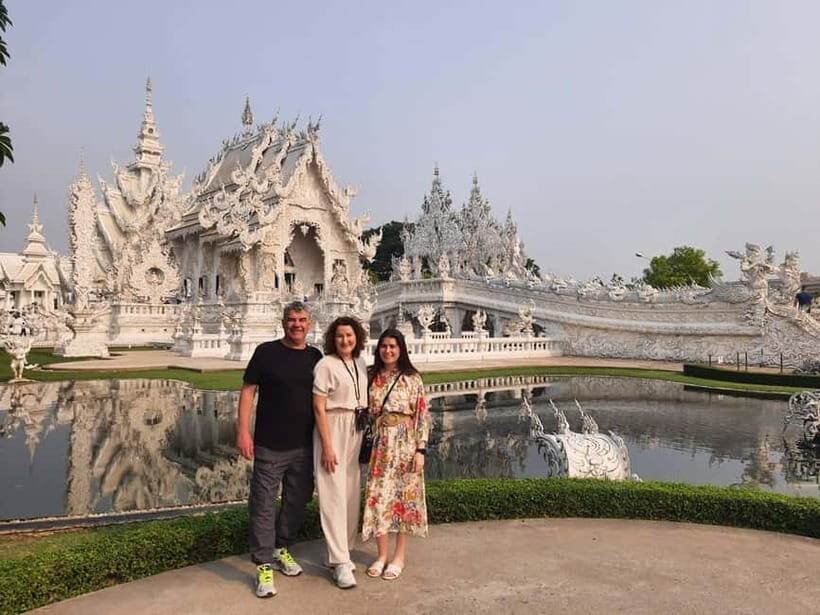 Chiang Rai:Guided Highlights attraction places private tour - Authenticity and What Makes It Worthwhile