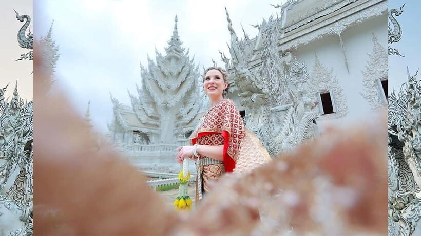 Chiang Rai:Photos of traditional Thai costumes,White Temple - What This Tour Offers