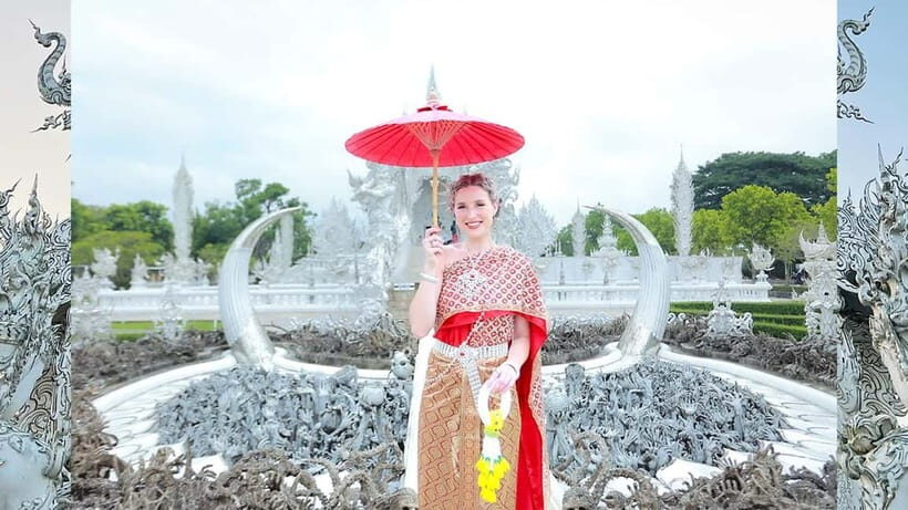 Chiang Rai:Photos of traditional Thai costumes,White Temple - The White Temple: A Breathtaking Backdrop
