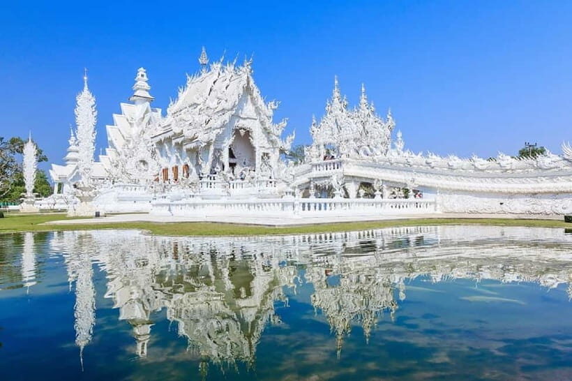 ChiangMai: Nirvana Hot Spring & Chiang Rai Temple Experience - Chiang Rai’s Temples: Art, Color, and Light