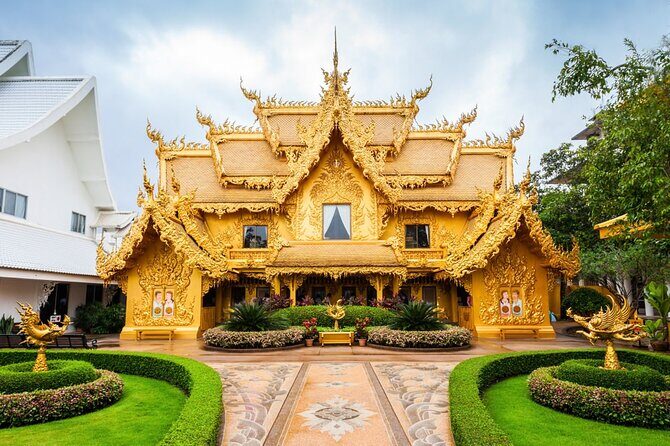 Chiangmai to White Temple, Blue Temple & Black museum - Who Will Appreciate This Tour?