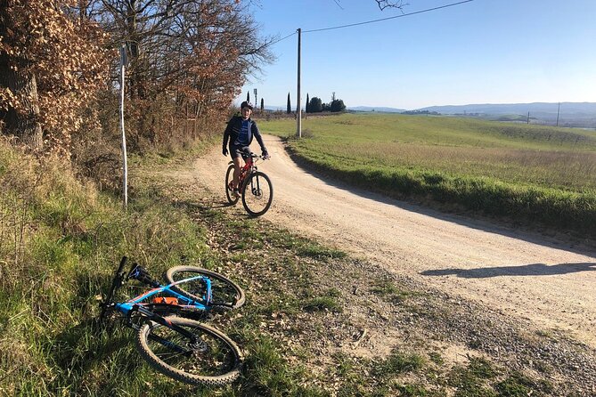 Chianti Adventure E-bike tour rental - Key Points
