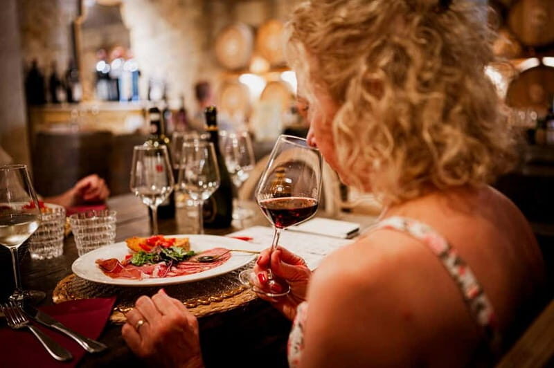 Chianti: Premium Wine, Olive Oil and Vinegar Tasting - An Authentic Taste of Tuscany