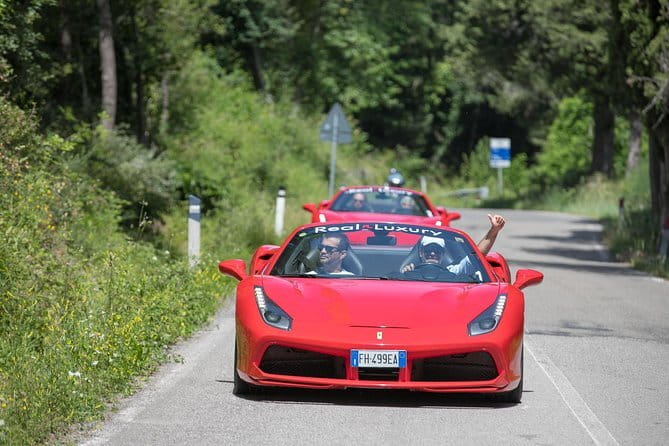 Chianti / San Gimignano / Siena-Tour in Ferrari - Who Will Love This Tour?