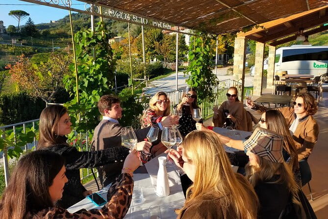 Chianti & Supertuscan Private Tour 2 Wineries with light lunch - FAQs
