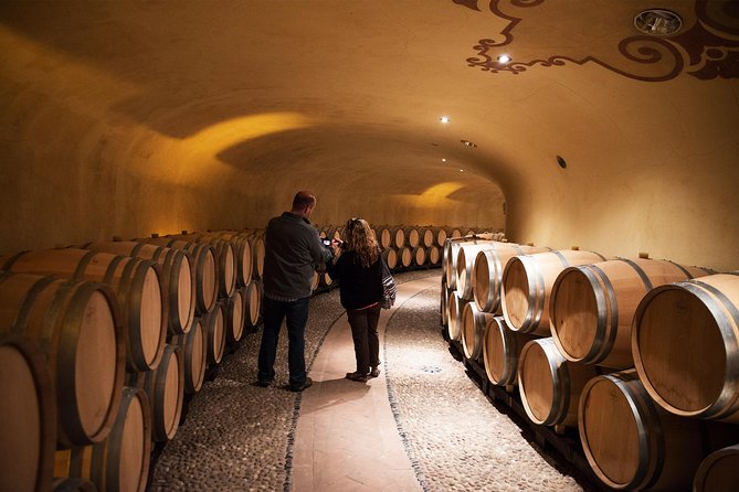 Chianti Wine Tour With Tastings Semi-Private Experience - Wine Tasting Experiences