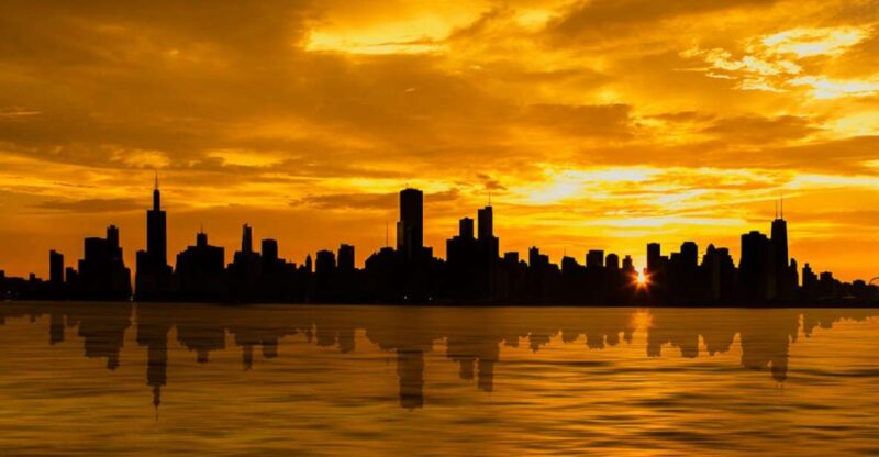 Chicago: 1.5-Hour Scenic Sunset Lake Cruise - What’s on the Menu?