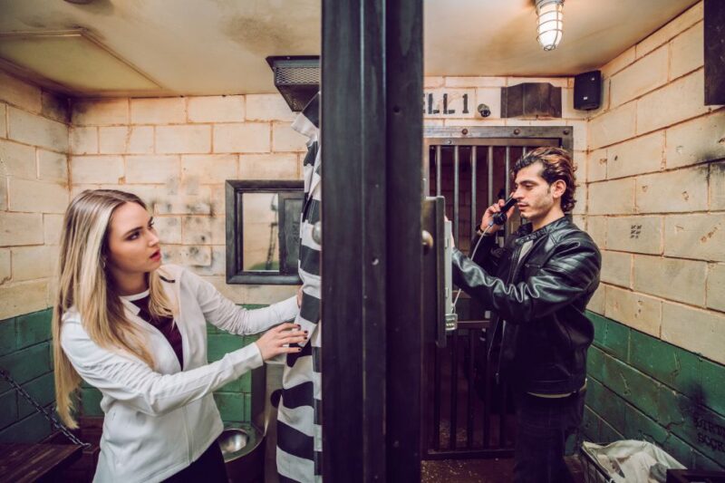 Chicago: 1-Hour Escape Room Adventure - FAQs