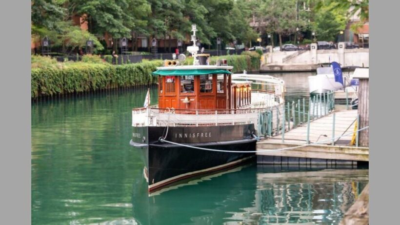 Chicago: Architecture Boat Tour with Drinks - The Experience in Detail