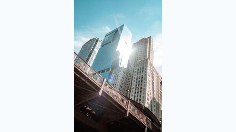 Chicago: Architecture Boat Tour with Drinks - Practical Tips for Your Tour