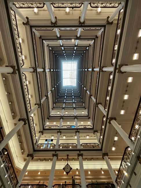 Chicago: Architecture & True Crime History - A Closer Look at the Experience